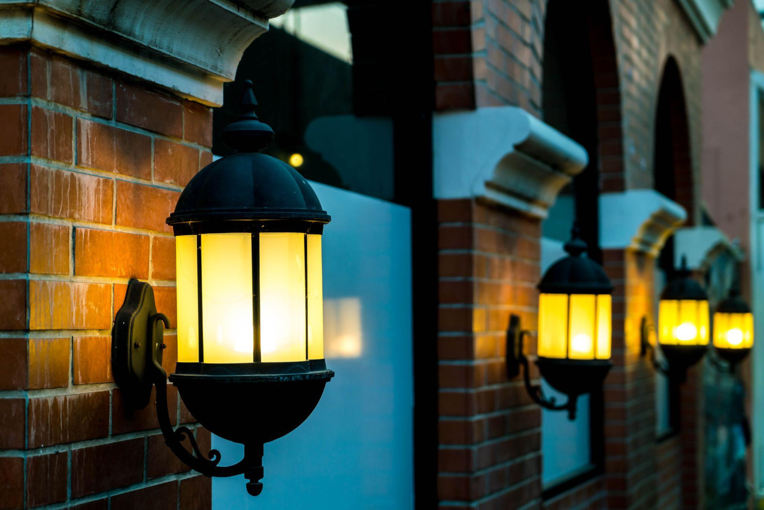 What is the Difference Between a Photocell and a Motion Sensor? - chi ...
